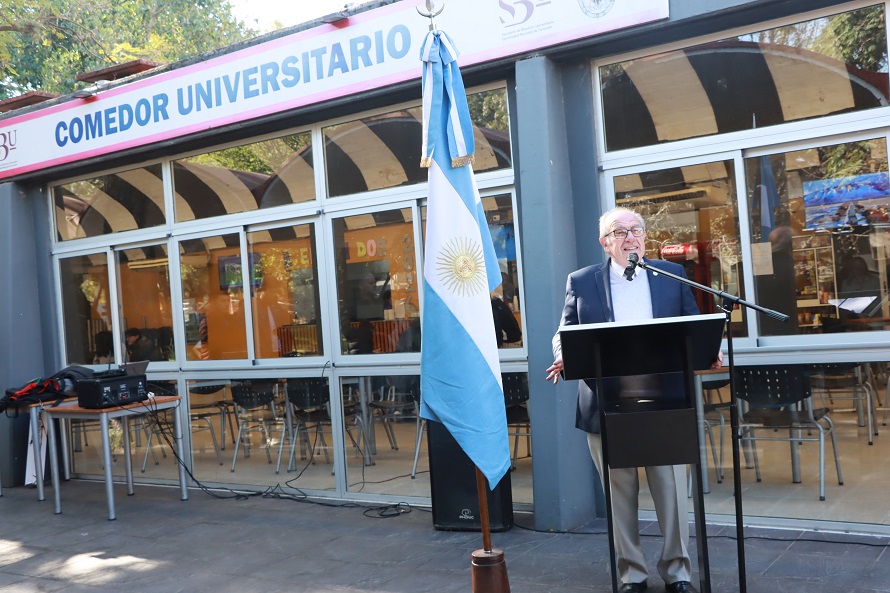 Bautizaron al comedor del Centro Herrera con el nombre de José García ...