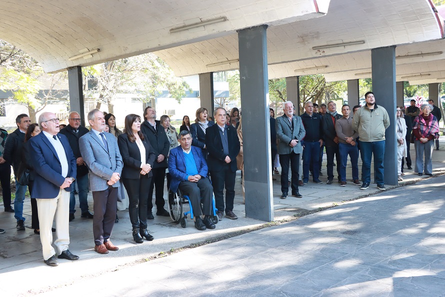 Bautizaron al comedor del Centro Herrera con el nombre de José García ...